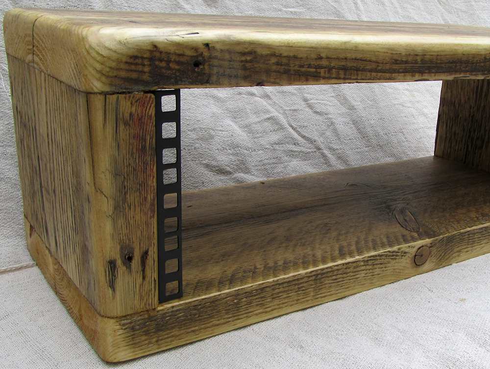 19″ rack pod - Chunky Studio Furniture